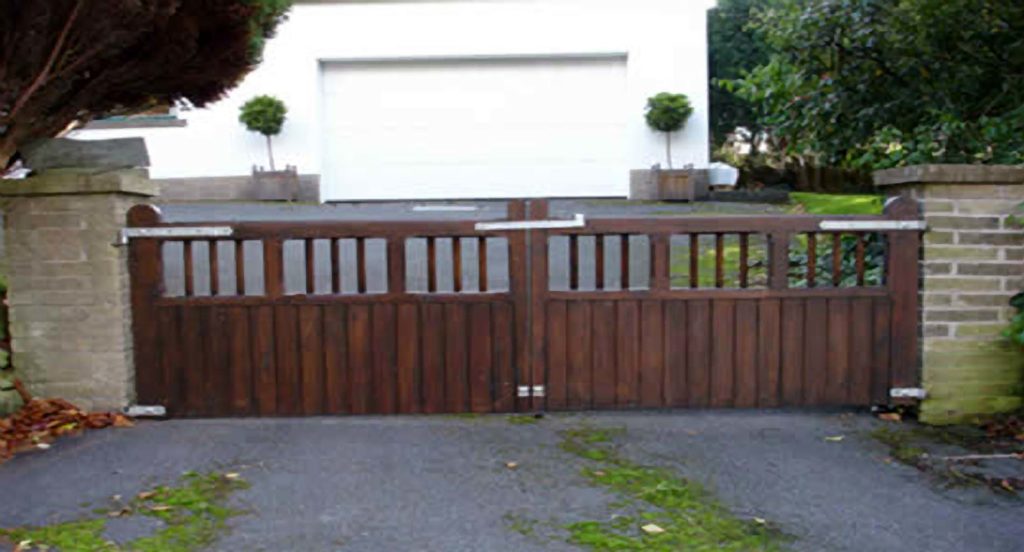 caton-green – Richard Hope Wooden Gates